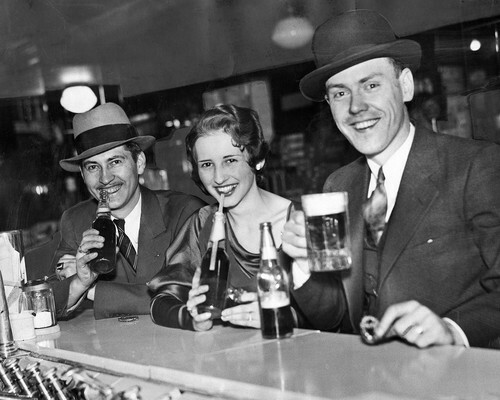 Evolución de la Farmacia Walgreens timeline | Timetoast timelines