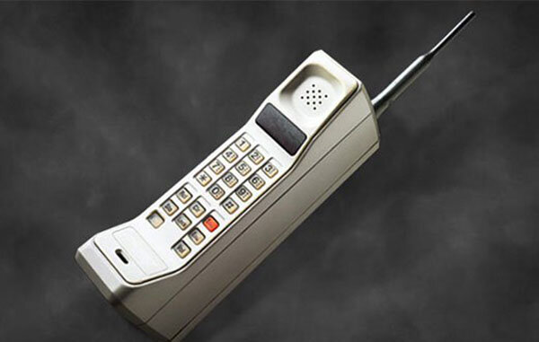 Evolución de la tecnología movil timeline | Timetoast timelines