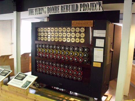 HISTORIA DE LA COMPUTADORA timeline | Timetoast timelines