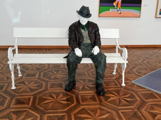 Obdobje hladne vojne na Slovenskem med leti 1976 in 1985 timeline | Ti