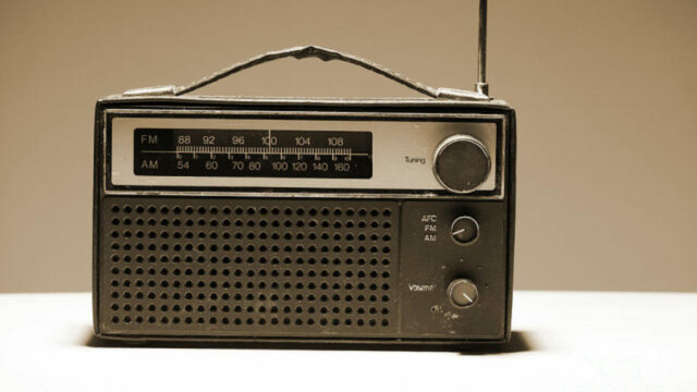 Medios de comunicacion timeline | Timetoast timelines