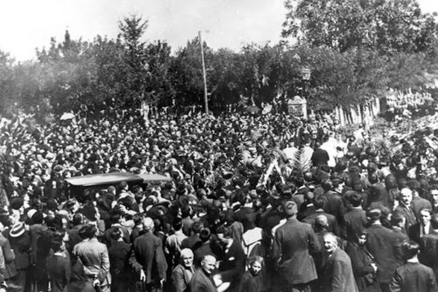 Rise, Consolidation of Power, and Rule of Benito Mussolini timeline