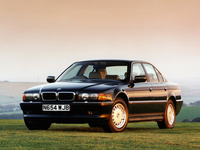 BMW 5-series evolution timeline | Timetoast timelines
