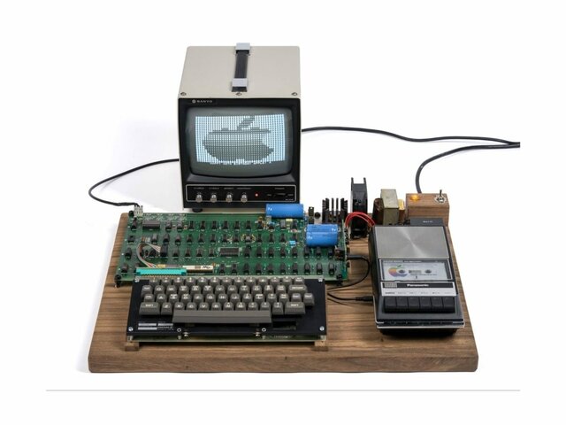 Apple timeline | Timetoast timelines