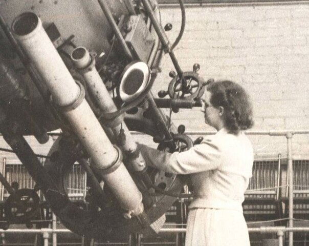 ASTRONOMÍA Y FEMINIDAD timeline | Timetoast timelines