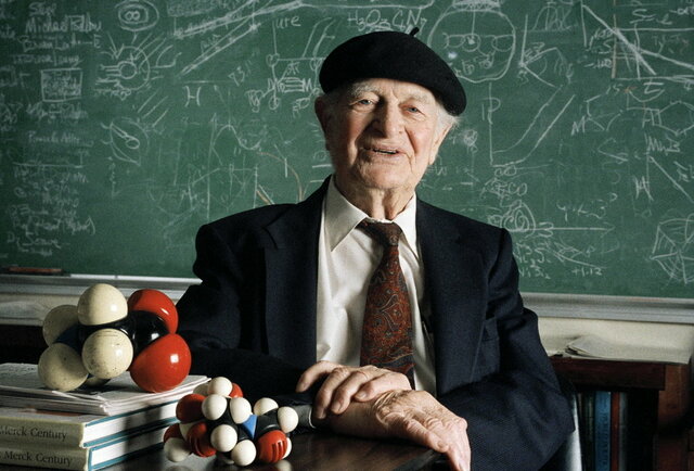 Linus Carl Pauling timeline | Timetoast timelines