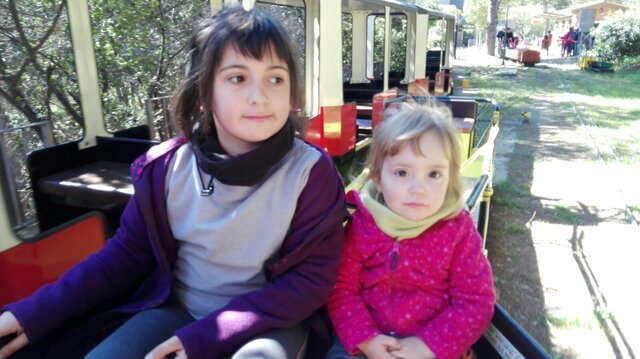 QUI SOC? ARETA timeline | Timetoast timelines