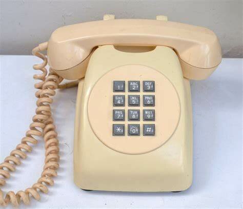 TELÉFONO timeline | Timetoast timelines