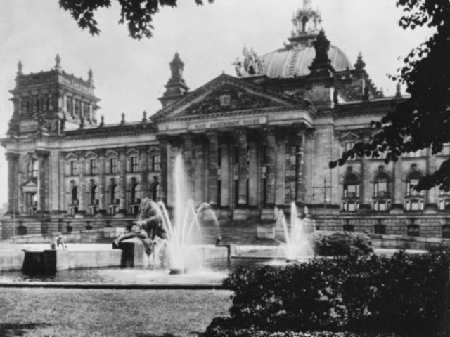 Weimar Germany timeline | Timetoast timelines