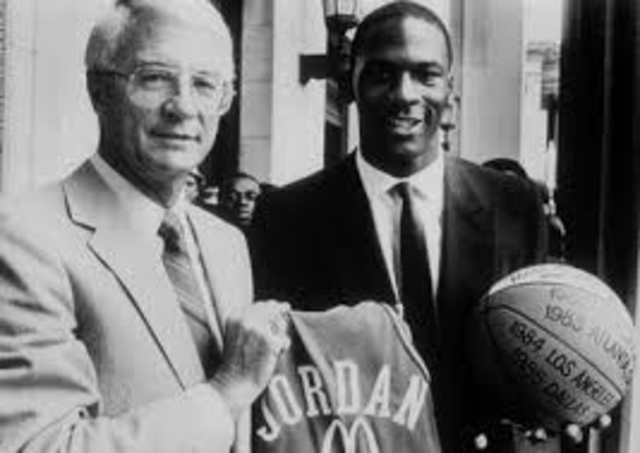 Michael Jordan's Life timeline | Timetoast timelines