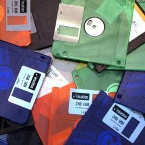 Historia de los Discos Duros timeline | Timetoast timelines