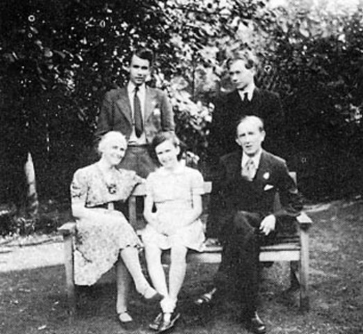 J. R. R. Tolkien's Biography timeline | Timetoast timelines