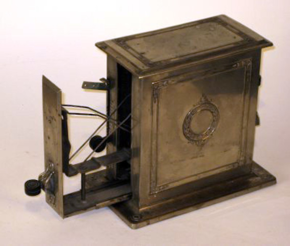 Electric Toaster Timeline | Timetoast timelines