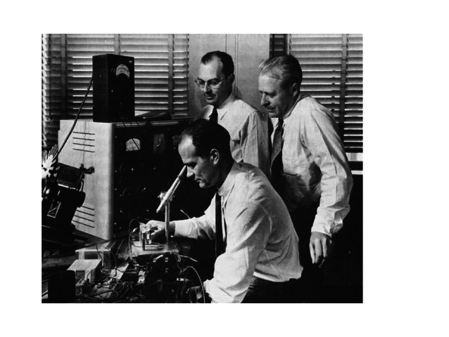 Hitos Históricos de la Informática timeline | Timetoast timelines