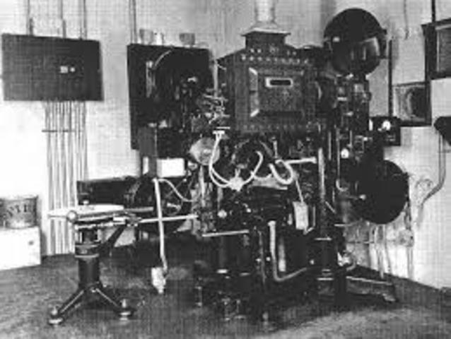 Evolution of the speakers and loudspeakers timeline | Timetoast