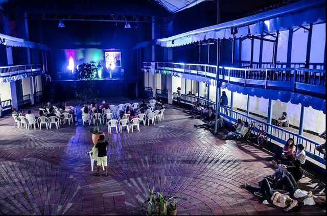 Teatro Coliseo Peralta timeline | Timetoast timelines