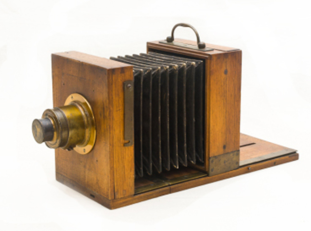 Evolución de las cámaras fotográficas timeline | Timetoast timelines