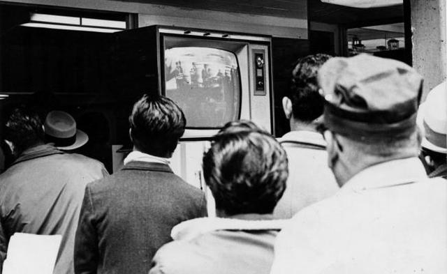 Invento de la Televisión. timeline | Timetoast timelines