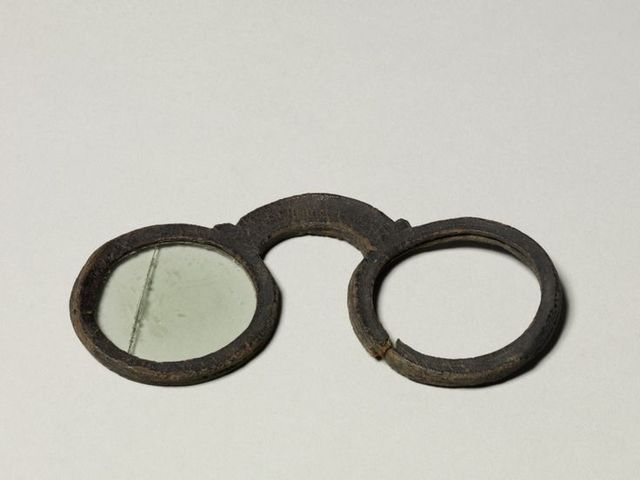 The Evolution of Eyeglasses timeline | Timetoast timelines