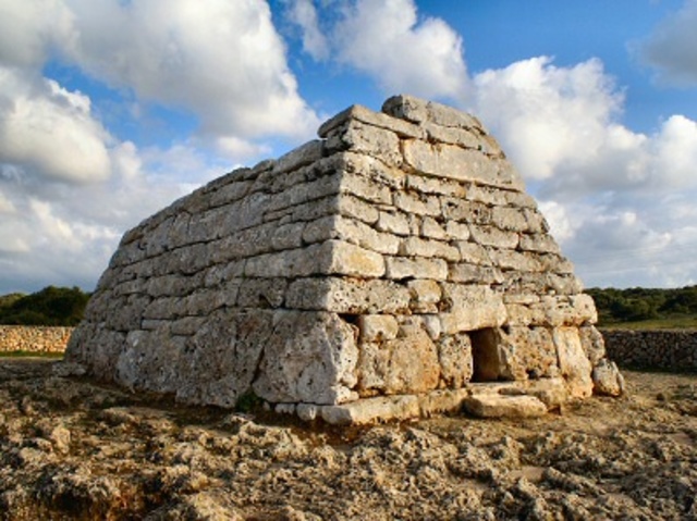 Estudio cronológico de los aspectos tecnológicos aplicados a la ...