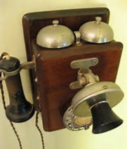 historia dels telefons timeline | Timetoast timelines
