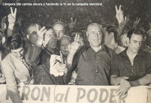Hechos históricos timeline | Timetoast timelines