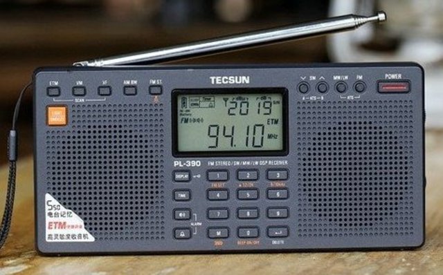 La radio timeline | Timetoast timelines