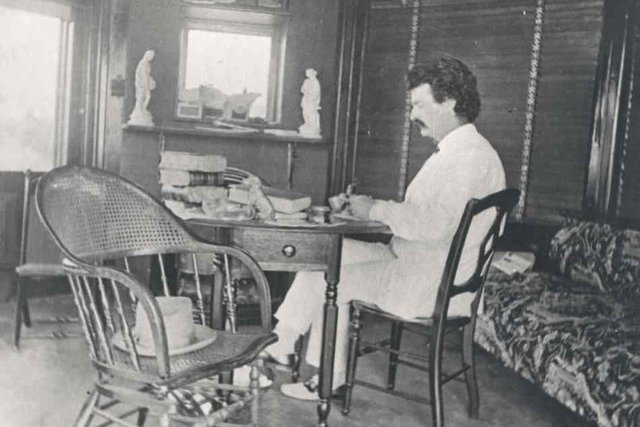 Mark Twain's life timeline | Timetoast timelines