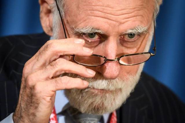 Vint Cerf timeline | Timetoast timelines