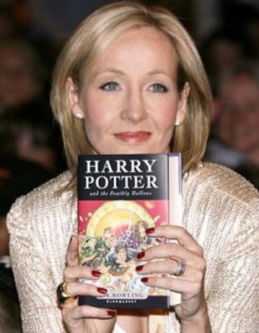 La historia de J.K Rowling timeline | Timetoast timelines