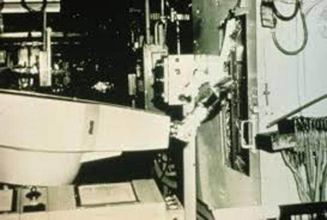 EVOLUCION DE LA ROBOTICA timeline | Timetoast timelines