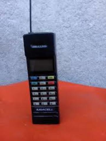 HISTORIA DE LOS CELULARES timeline | Timetoast timelines