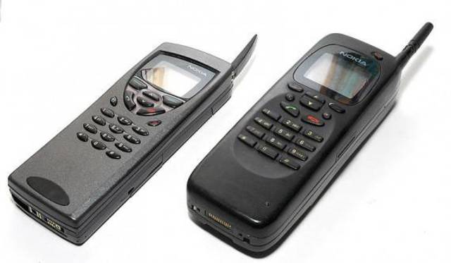 CELULARES timeline | Timetoast timelines