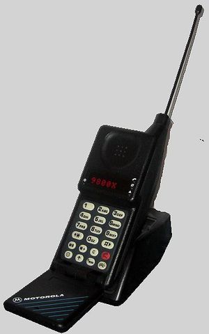 CELULARES timeline | Timetoast timelines