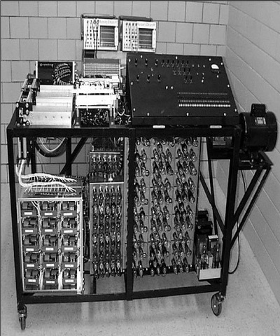 GENERACIONES DE LAS COMPUTADORAS timeline | Timetoast timelines