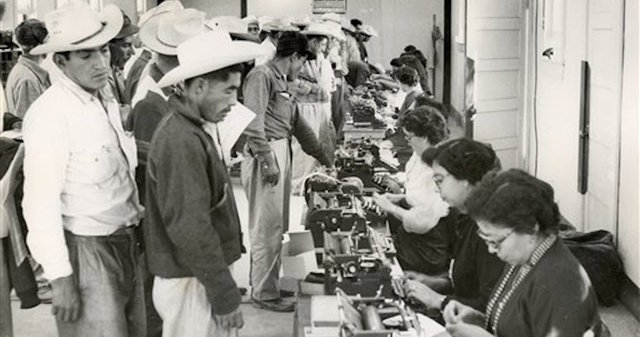 La política social en sus diferentes etapas timeline | Timetoast timelines