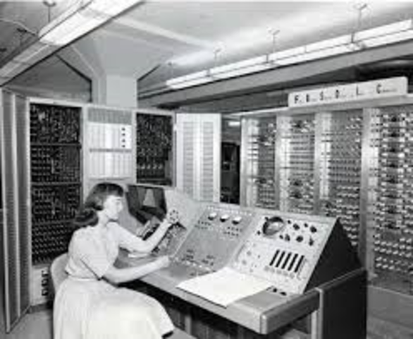 Generaciones de las computadoras timeline | Timetoast timelines