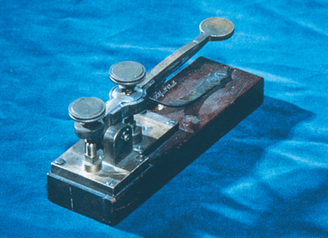 History of Communications by Hunt's Class timeline | Timetoast timelines