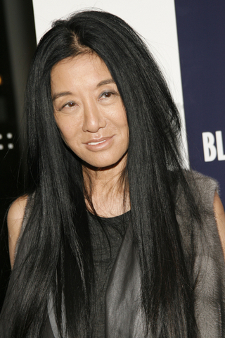 Vera Wang timeline | Timetoast timelines