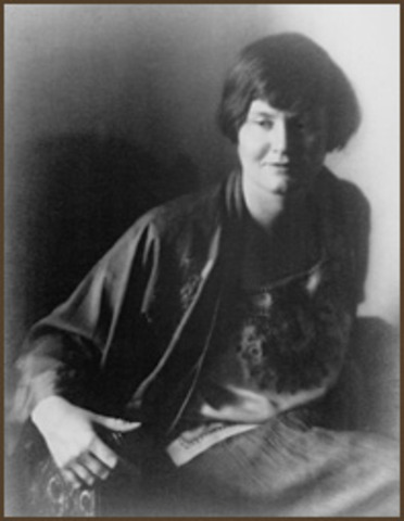 Hadley Richardson (1891 - 1979) was Ernest Hemingway's first wife. They ...