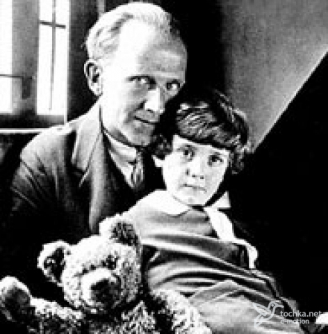 The most famous British writers timeline | Timetoast timelines