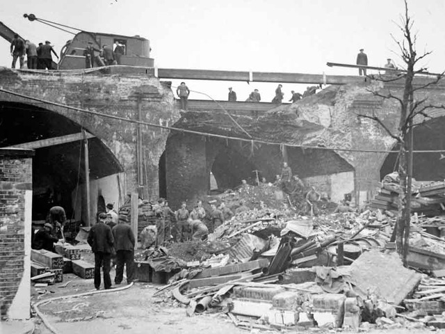 French-English, Canada/America Relations 1960's timeline | Timetoast ...