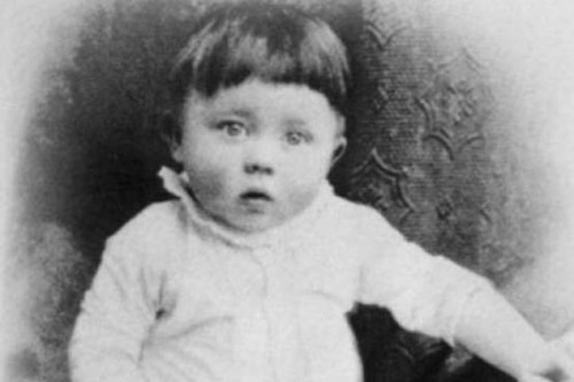 Adolf Hitler (public and private life, rise in power) timeline ...