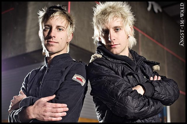 Lord Of The Flies: Becoming The Savage timeline | Timetoast timelines