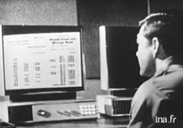 HISTORIA DE LA INTERNET timeline | Timetoast timelines