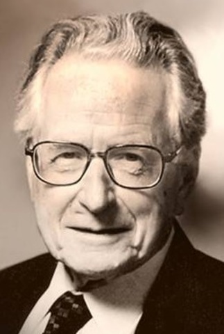 Conceptos y antecedentes históricos del curriculum timeline | Timetoast ...