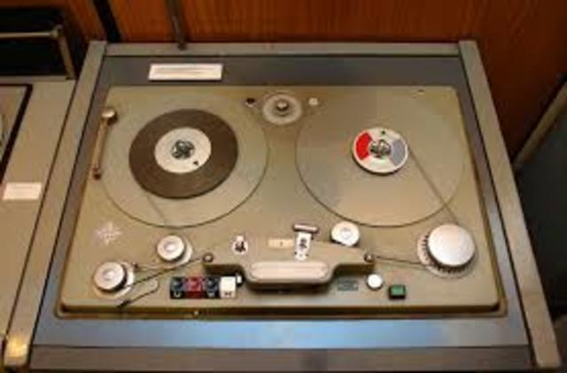 The Evolution of Music Players timeline | Timetoast timelines