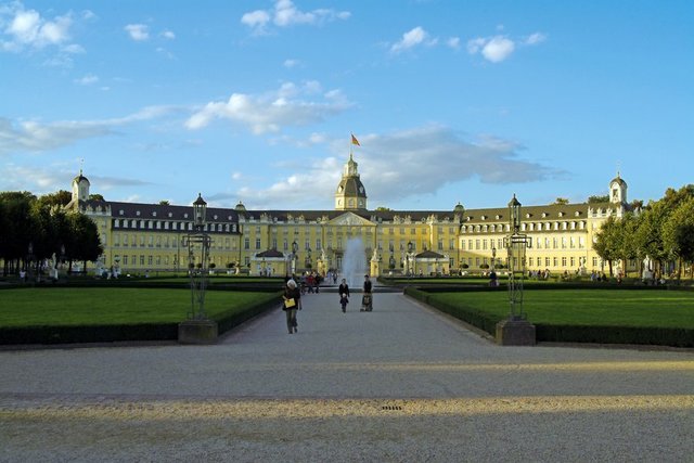 Karl Benz timeline | Timetoast timelines