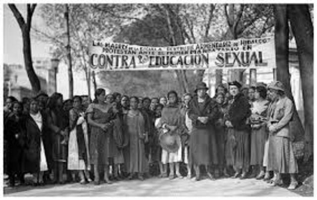 REFORMAS EDUCATIVAS EN AMERICA LATINA timeline | Timetoast timelines