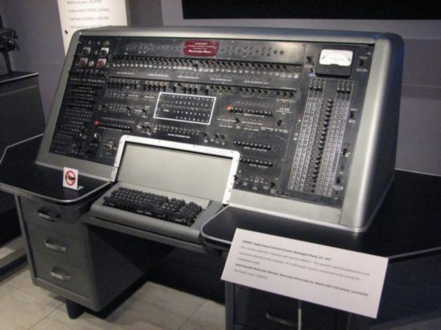 Generaciones de Computadoras timeline | Timetoast timelines